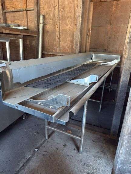 Atlanta Custom Fab Dish Table - Bonnette Auctions