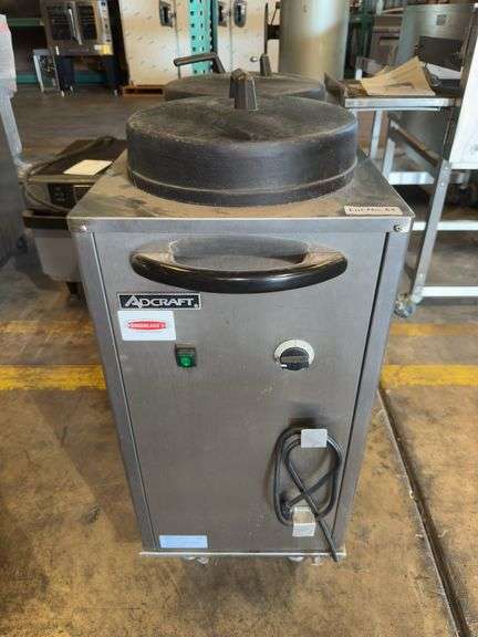 New ADCRAFT Plate Warmer - Bonnette Auctions