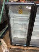 IDW Display Fridge - Bonnette Auctions