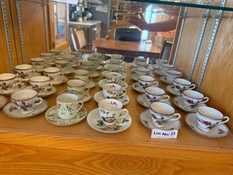 (18) Demitasse Cups & Saucers - Bonnette Auctions