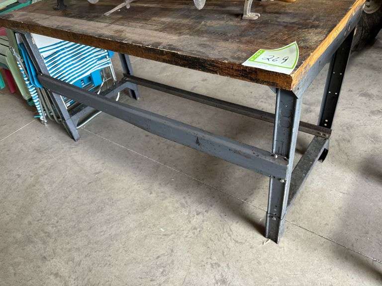 Workbench, 30 x 60 x 33“ - Bonnigson & Associates