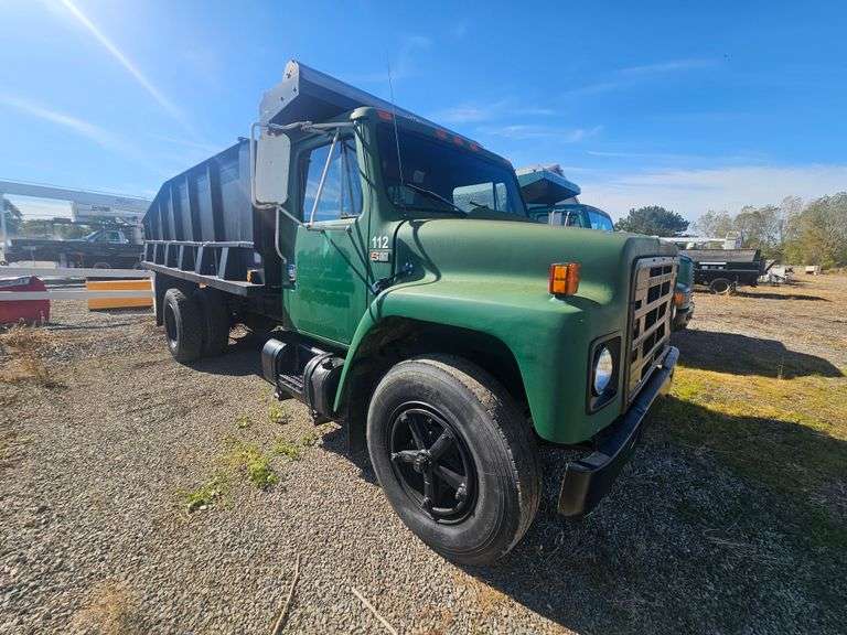 #112 - 1985 International S1900, Diesel - Bonnigson & Associates