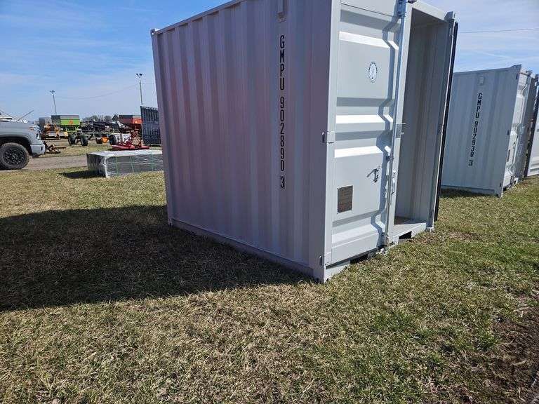 6181 - 9' CONTAINER W/ WINDOW & WALKTHROUGH DOOR - Bonnigson & Associates