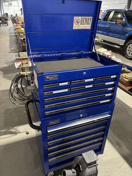 Rolling toolbox - Bonnigson & Associates