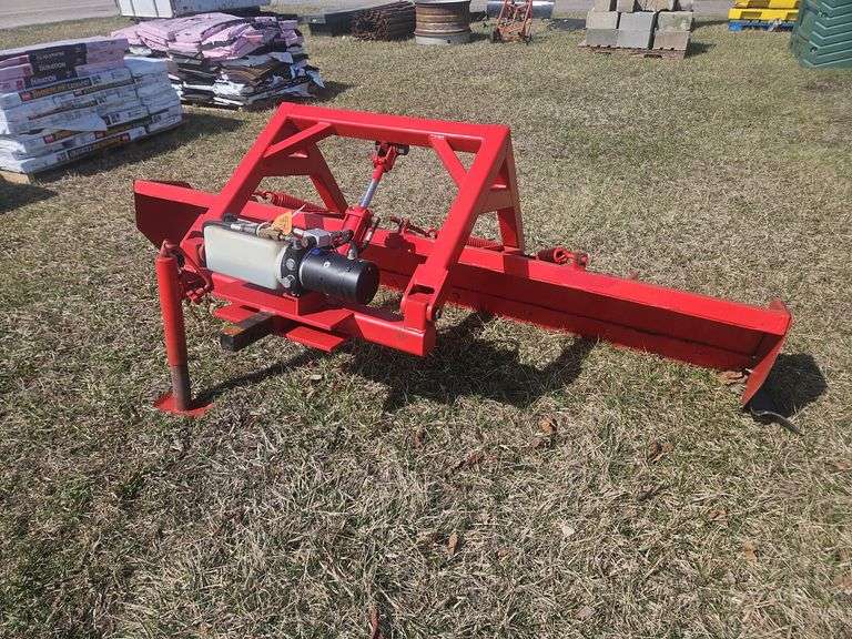 6406 - 8 FT SNOWMAN BACK PLOW W/ 2" RECIEVER - Bonnigson & Associates