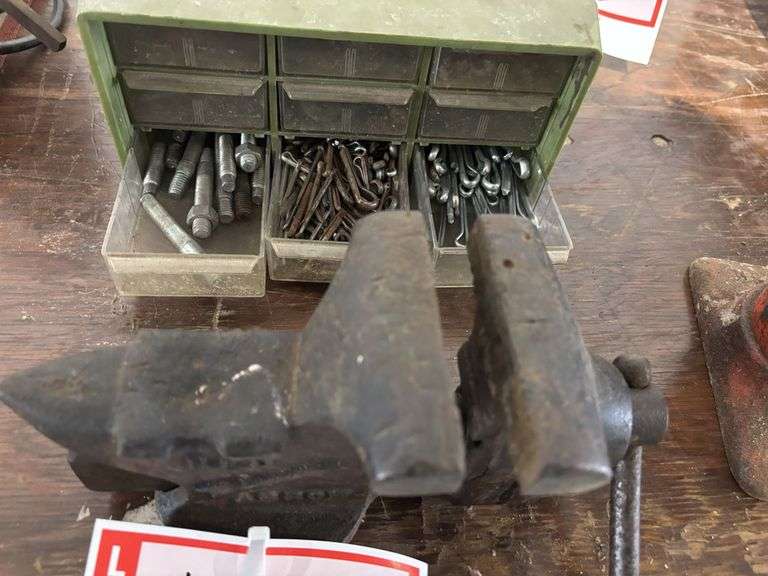3 1/2 inch bench vise, nuts, bolts, hardware - Bonnigson & Associates