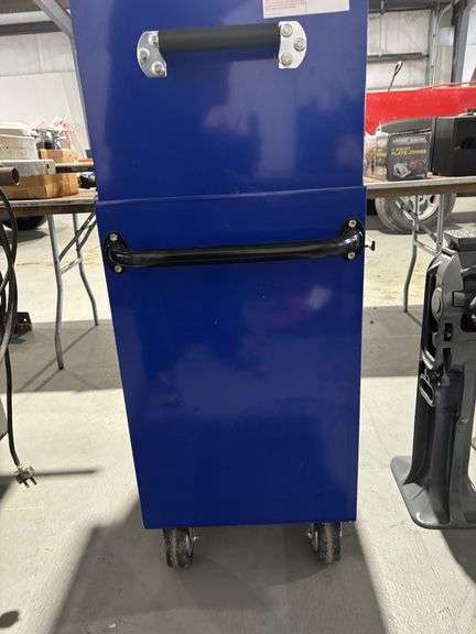 Rolling toolbox - Bonnigson & Associates