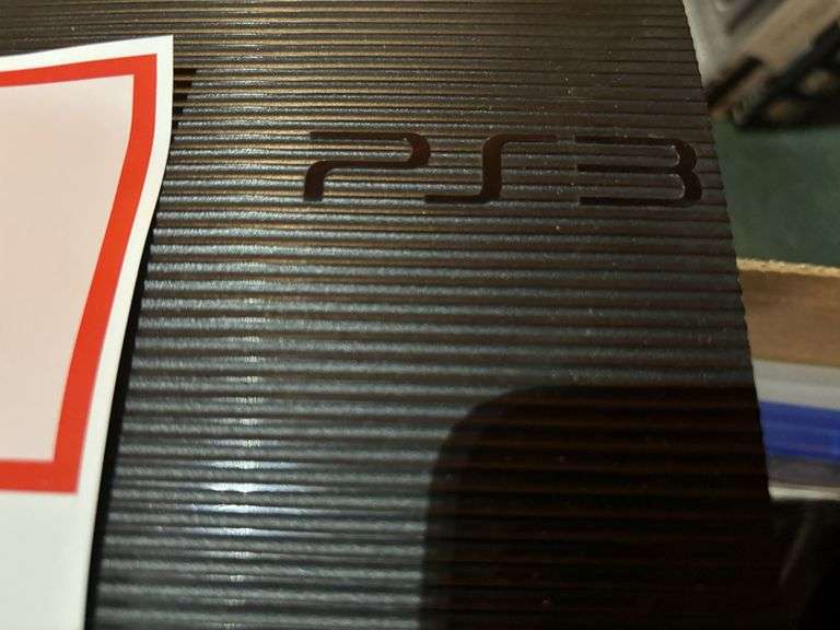 PS3 gamer and game discs - Bonnigson & Associates