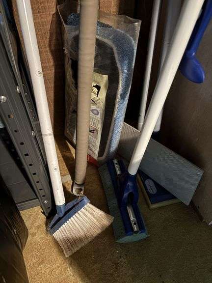 Room, mop, bar for car to hang clothes - Bonnigson & Associates