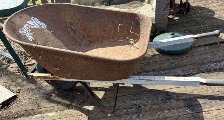 True temper, Wheelbarrow - Bonnigson & Associates