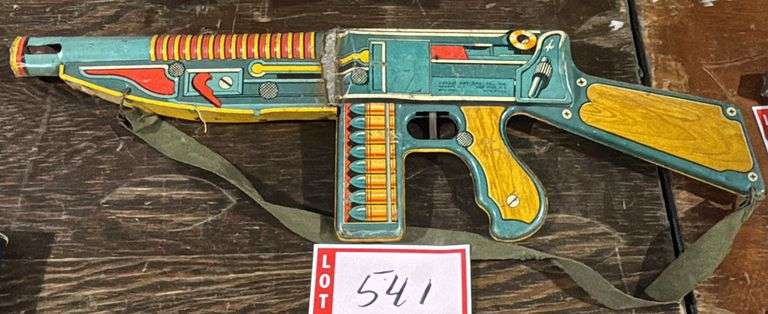 Unique Art manufacturing company, Inc. machine gun, metal, not working ...