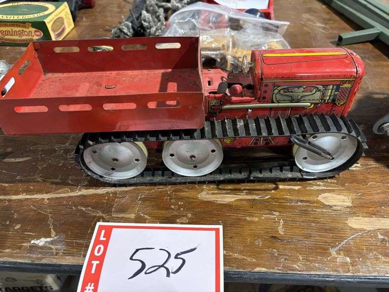 Wind up, MARX track truck, works - Bonnigson & Associates