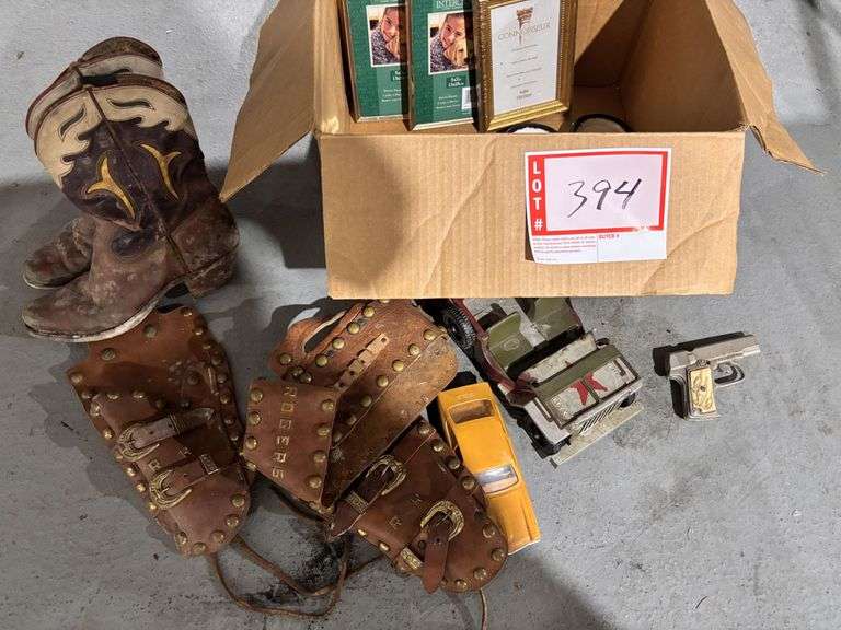 Toy holsters, worn child’s boots, picture frames, toys - Bonnigson ...