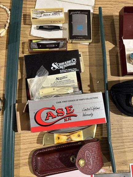 Folding knife collection - Bonnigson & Associates