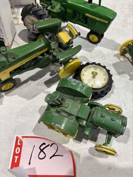 John Deere steel wheel tractor, 2 – John Deere tractors with clock ...