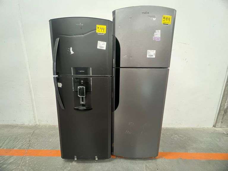 Lote de 2 refrigeradores, contiene: 1 Refrigerador con dispensador de ...