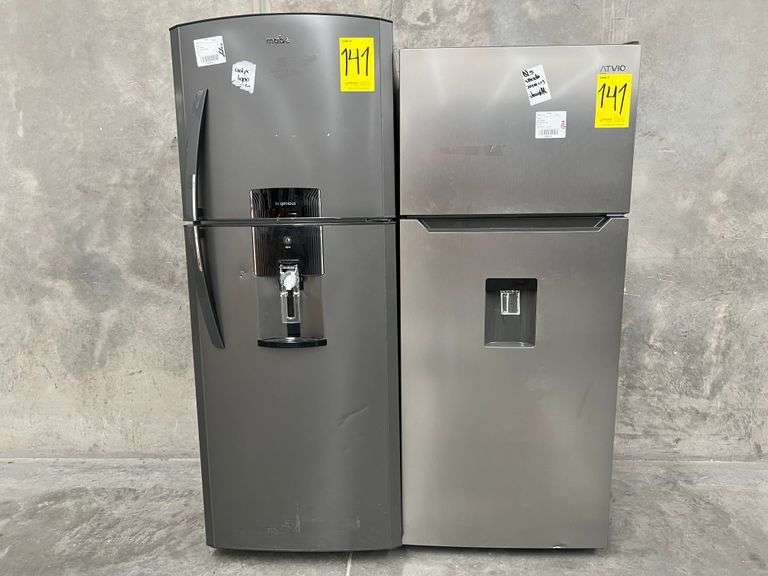 Lote de 2 refrigeradores, contiene: 1 Refrigerador con dispensador de ...