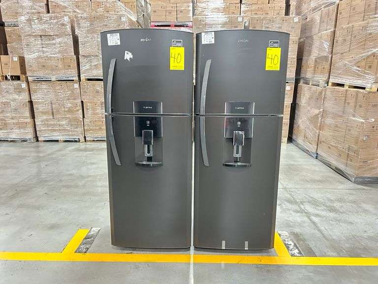 Lote de 2 Refrigeradores, Contiene: 1 Refrigerador con dispensador de ...