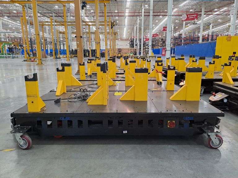AGV robot for utility loading with UNITRONICS control panel with TEKNIC ...