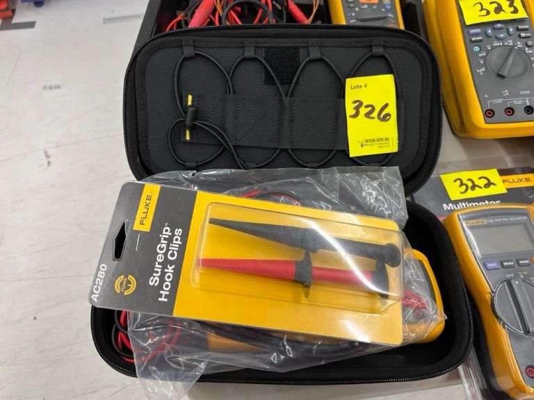 1 FLUKE INSULATION MULTIMETER, model 1587 FC / 1 MULTÕMETRO DE ...