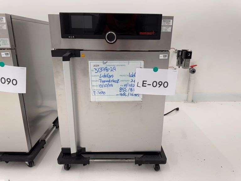 { Group of lots: 72, 74 (P) } MEMMERT OVEN SMALL, model UF55, serial ...