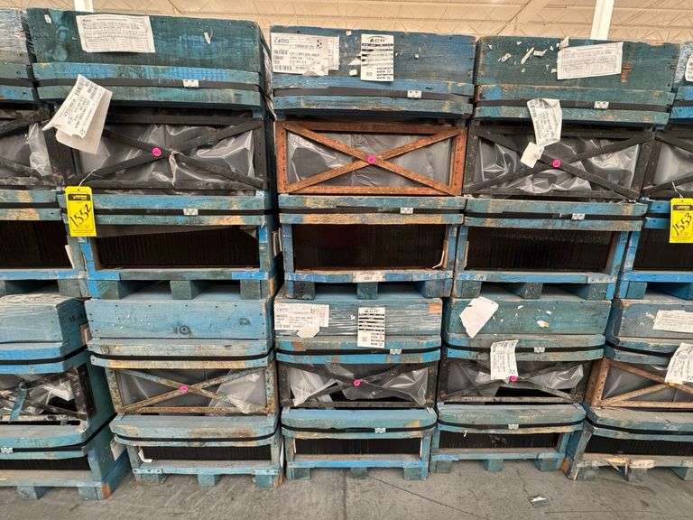 6 Boxes, 972 total pieces of Float Glass - DARK GREEN - Supplier: RIO ...