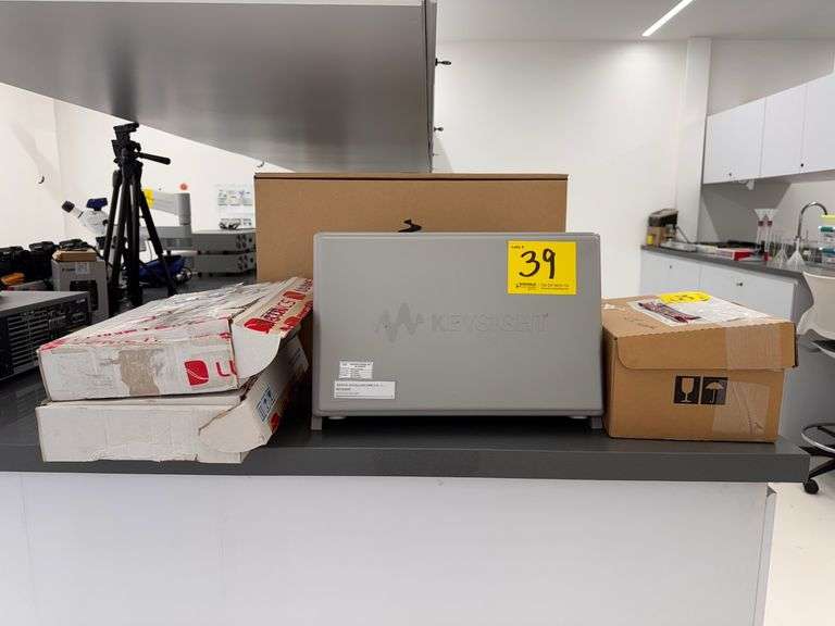 KEYSIGHT Digital oscilloscope, model DS0X4024A, serial number ...