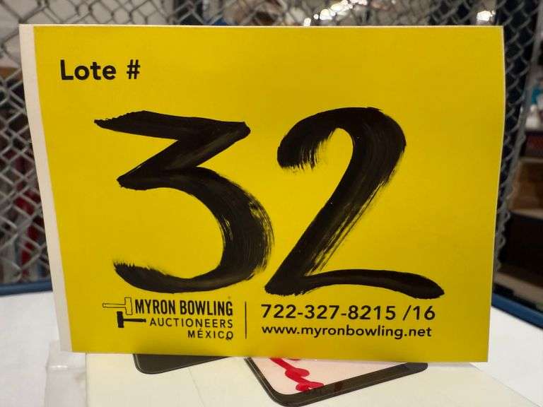 Lote de 2 celulares, contiene: 1 Celular Marca APPLE, Modelo IPHONE 14 ...