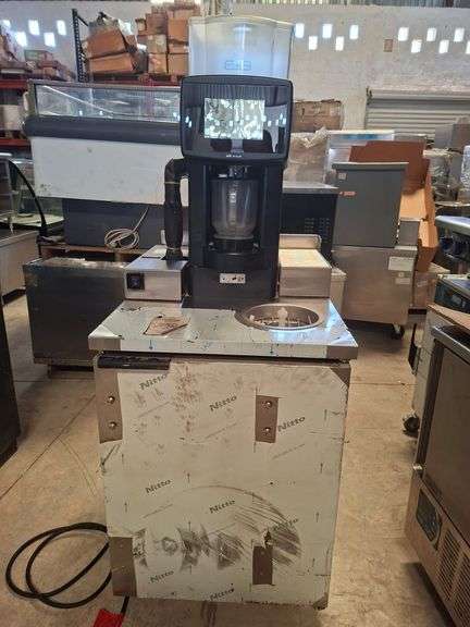 (NEW) magnablend Pro Frozen Beverage Mixing System Brand: Taylor Model ...