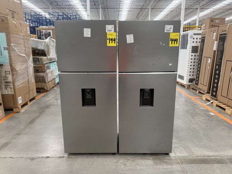 Lote 2 Refrigeradores, contiene; 1 Refrigerador con dispensador de agua ...