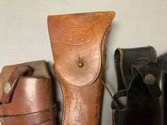 4 leather holsters. boyt 44, bucheimer b31, 15, large revolver - Brian ...