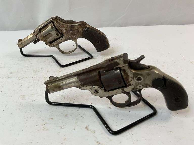1 OF 2 NO MAKE SAFETY HAMMERLESS REVOLVER - Brian Burke Auctions