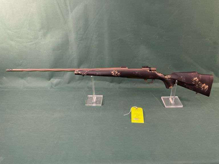 Howa/Weatherby Vanguard 6.5-300 wby mag - Brian Burke Auctions
