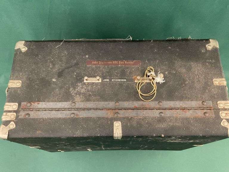 Vintage Pistol shooters box with spotting scope. - Brian Burke Auctions