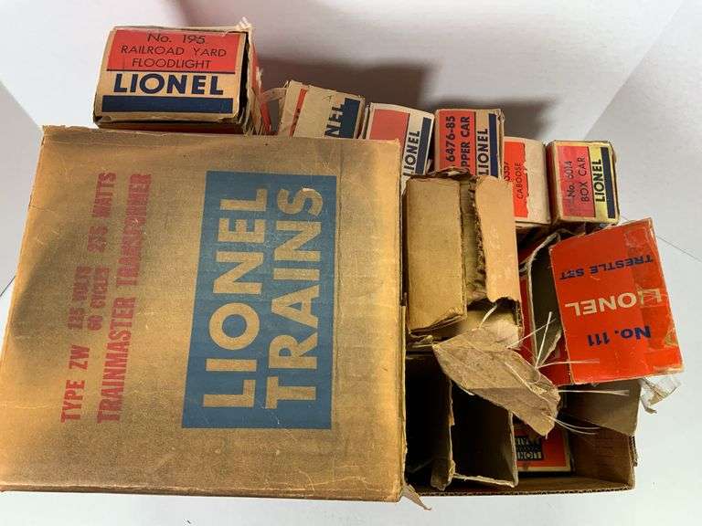 Lot of Lionel Boxes - none are perfect - Brian Burke Auctions