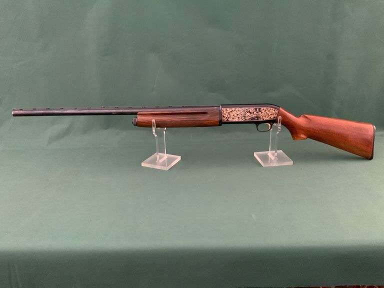 SKB 900 12 ga shotgun, sn S103905, 28" barrel - Brian Burke Auctions