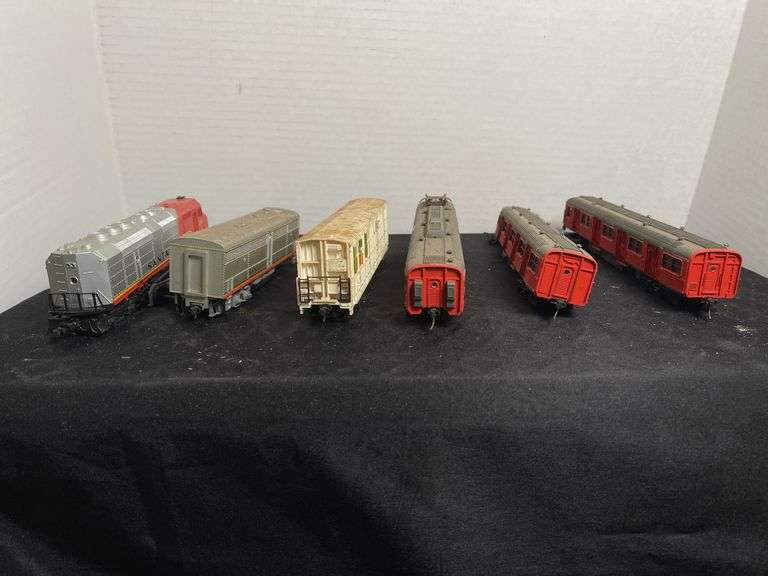 6 Train Lot - Brian Burke Auctions