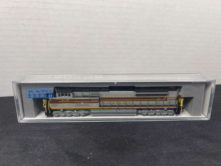 KATO 176-8503 SD70ACE NS - LACKAWANNA #1074 N SCALE - Brian Burke Auctions