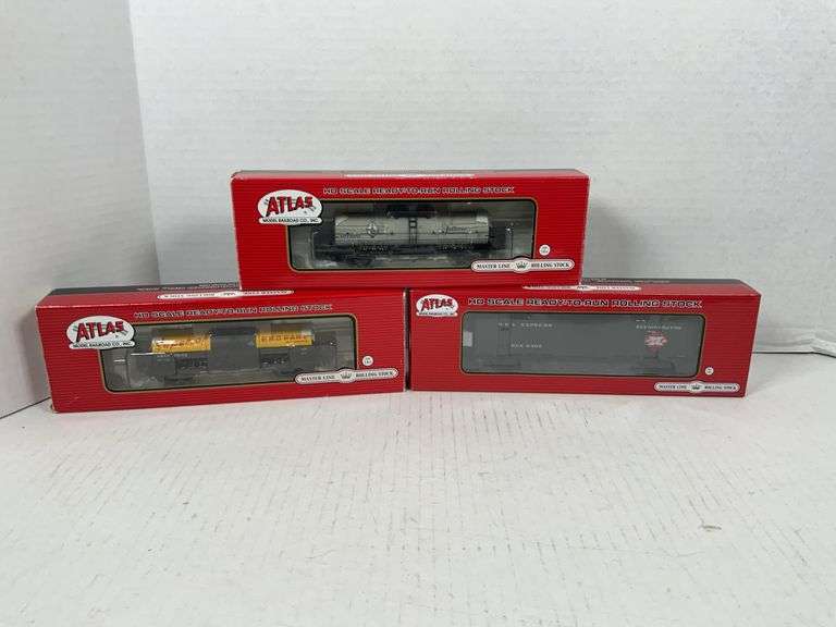 3 Atlas Train Cars - Brian Burke Auctions