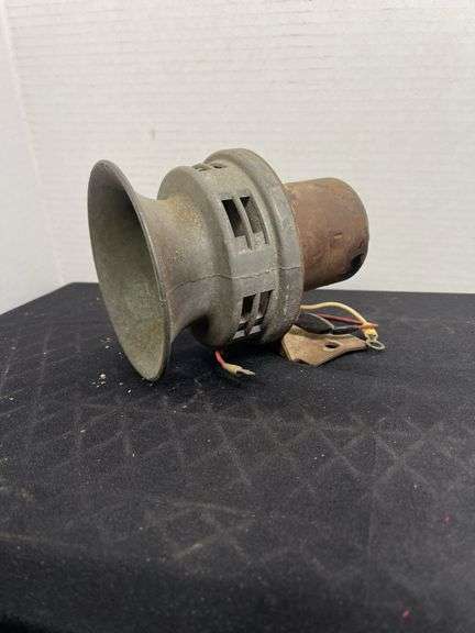 Antique Siren - Brian Burke Auctions
