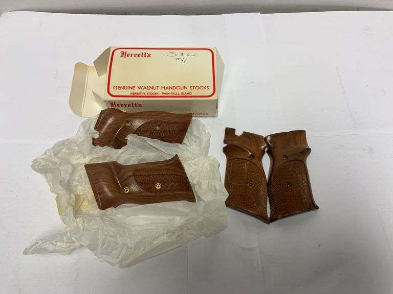 2 sets of model 41 Smith & Wesson grips - Brian Burke Auctions