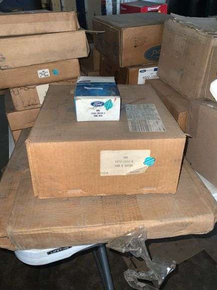 Ford Parts- End Assembly E1SZ-3A130-A, Hub & Router E6TZ-1102-A ...