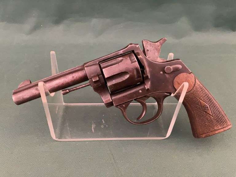 Made in Spain 32-20 revolver, sn 3521 - Brian Burke Auctions