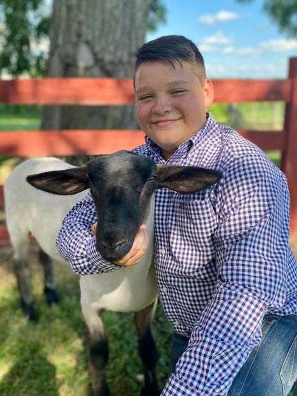 Travis French Shining Clovers 4-H Club - Breeders World