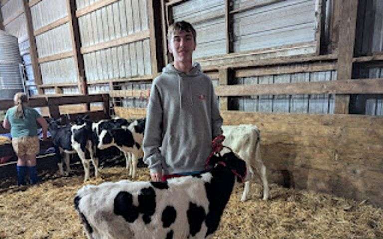 Vincent Fruth Hopewell Hog & Dairy - Breeders World