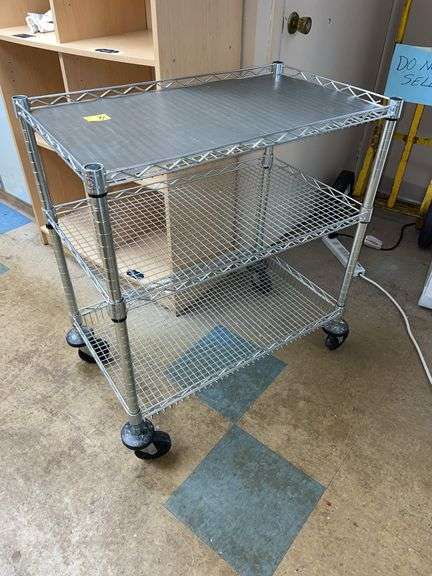 Wire cart on casters - ByceAUCTION LTD. Ohio License #2006000019