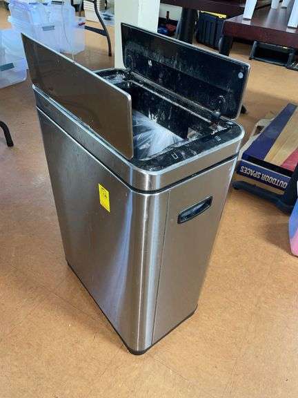 Stainless trash bin with motorized lid - ByceAUCTION LTD. Ohio License ...