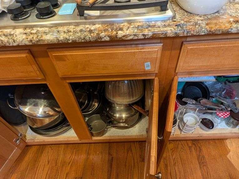 2 Cabinets of Assorted Kitchen Items - Campbell Auction LLC
