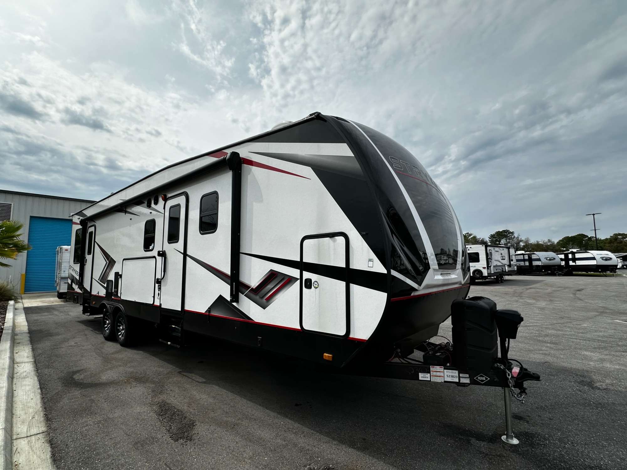 2023 CRUISER RV STRYKER 3313 - NEW - Camping World