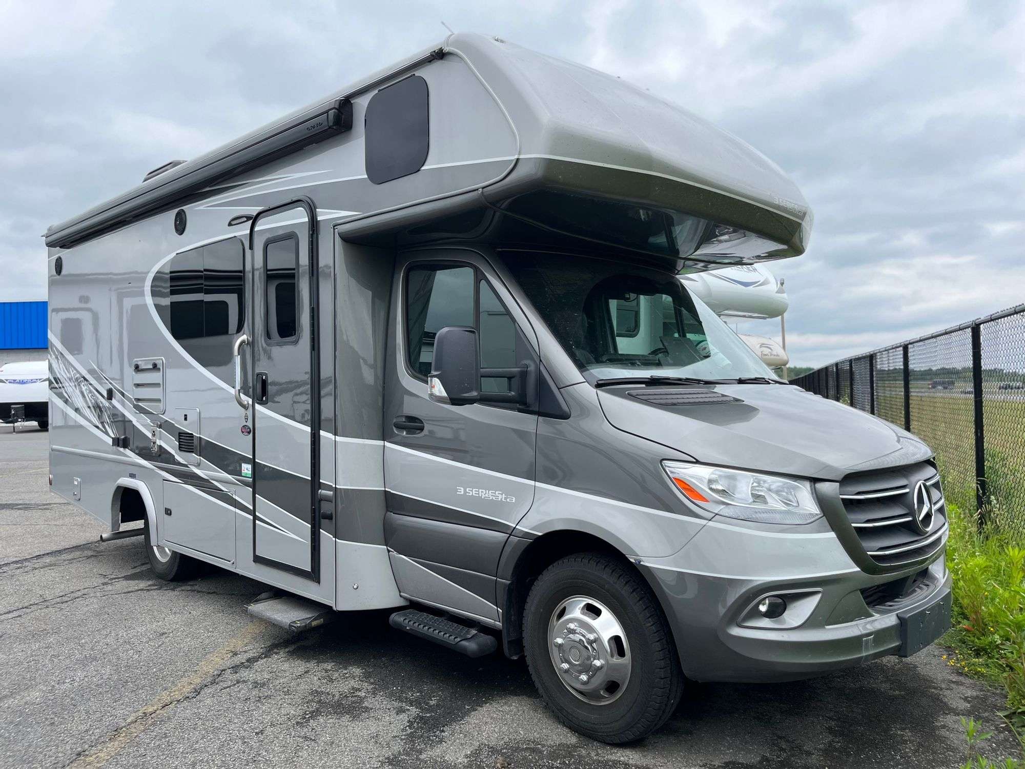 2022 DYNAMAX ISATA 3 24FW - Camping World